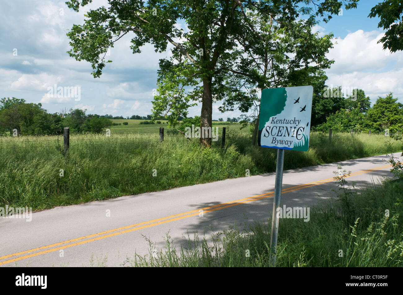 Kentucky, Lexington vacinity, Kentucky Scenic Byway sign Stock Photo ...