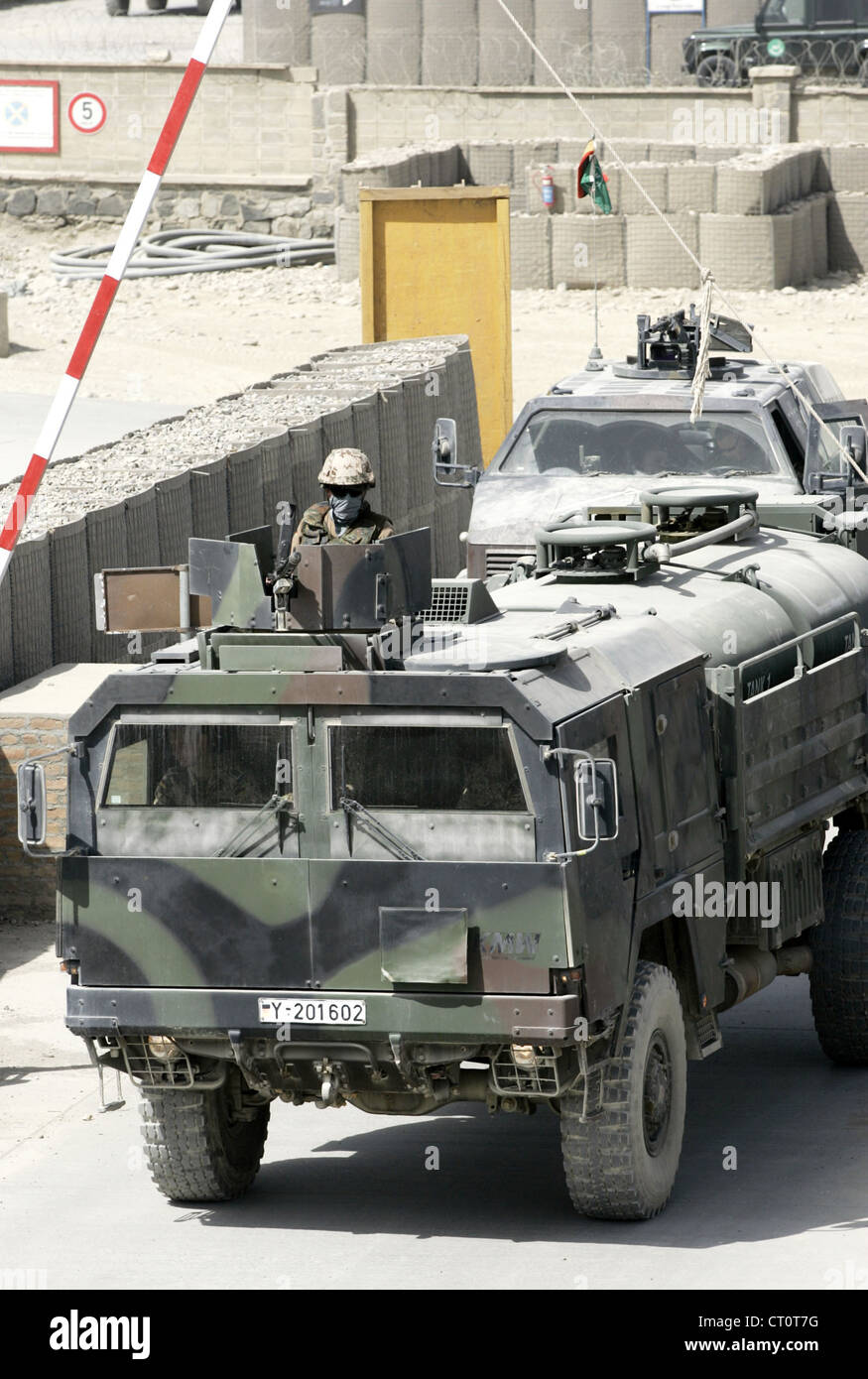 BW tanker verlaesst exit Camp Warehouse Stock Photo - Alamy