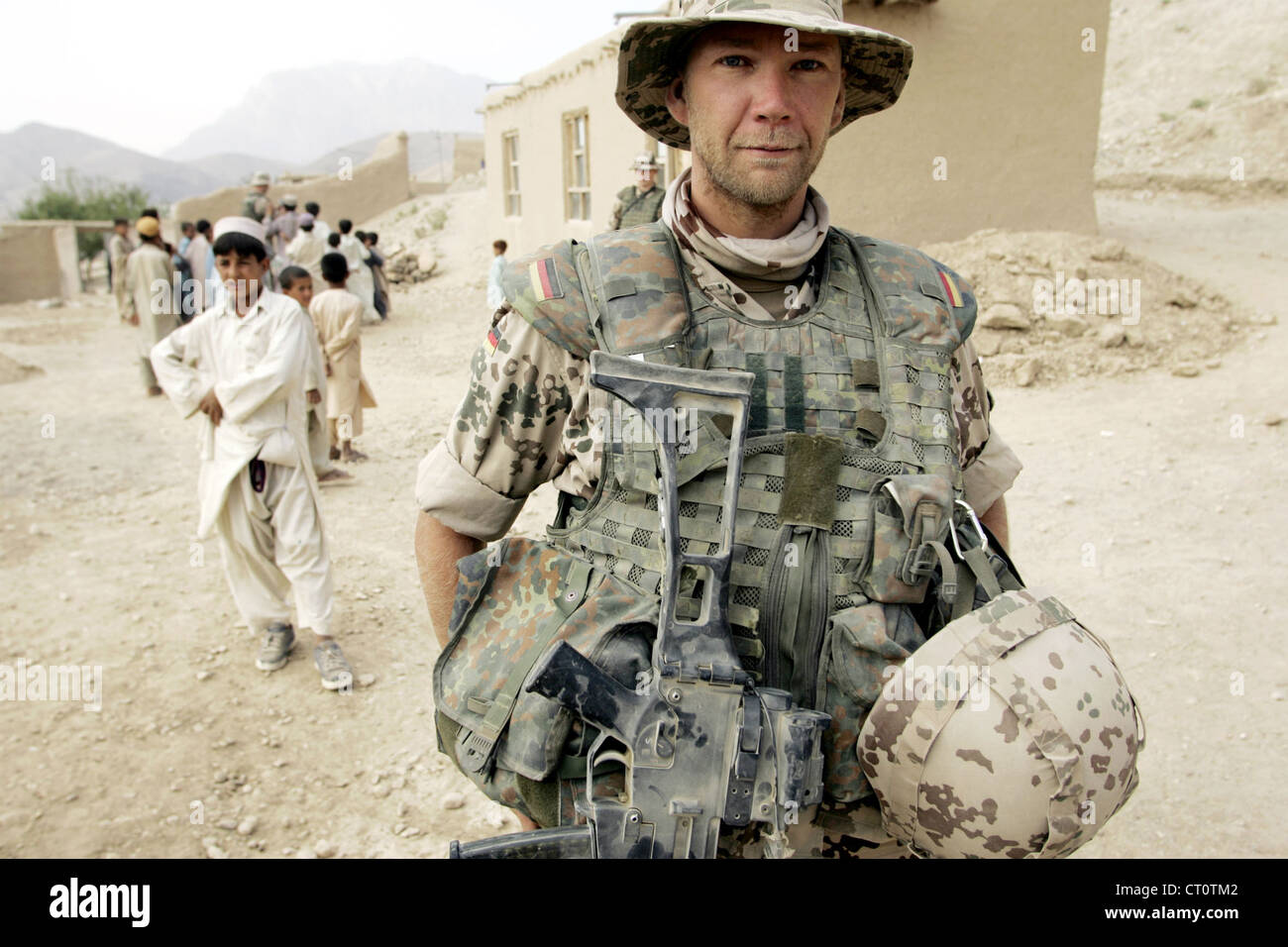 Afghanistan kabul german isaf soldier hi-res stock photography and ...