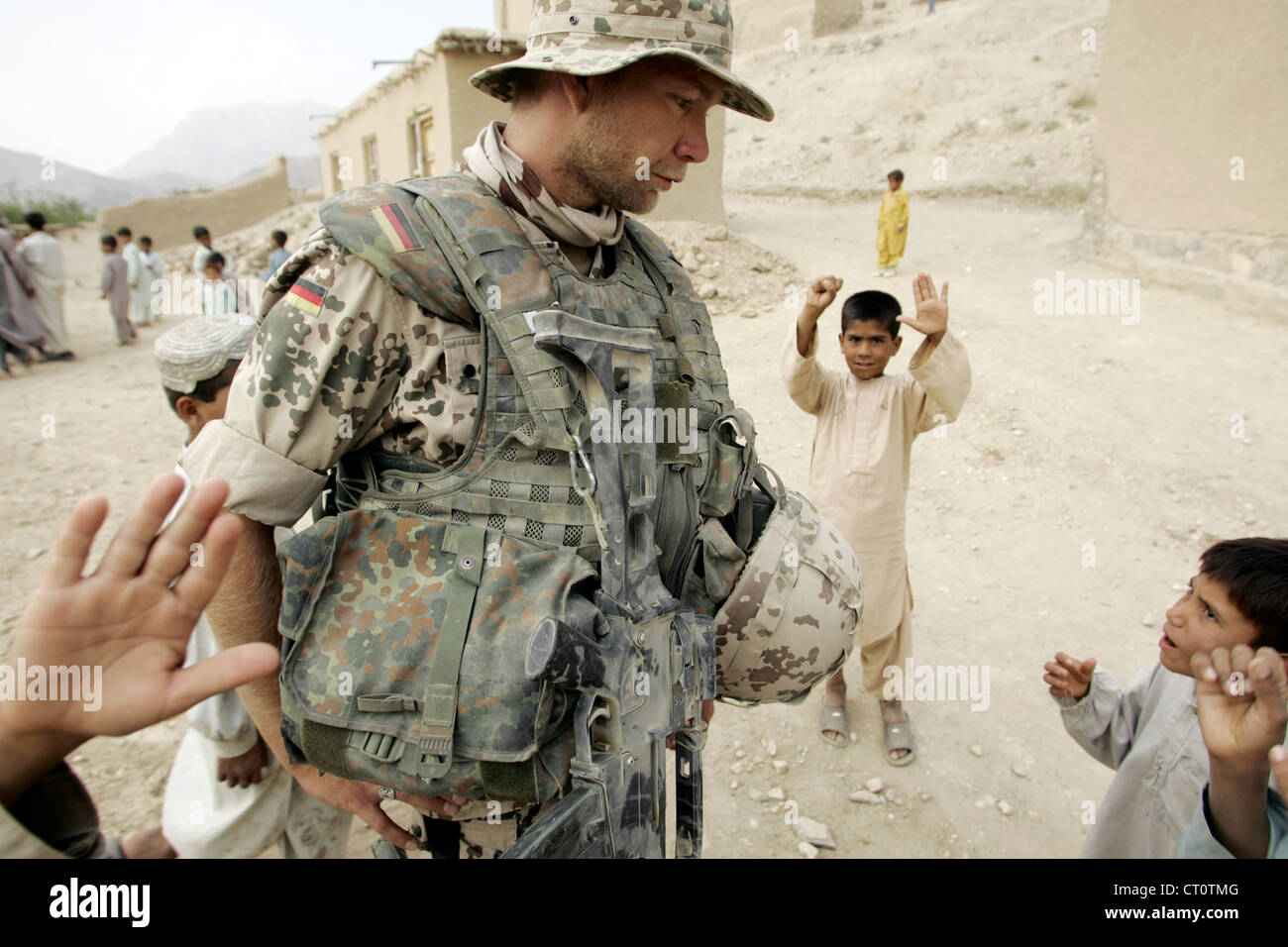 Afghanistan kabul german isaf soldier hi-res stock photography and ...