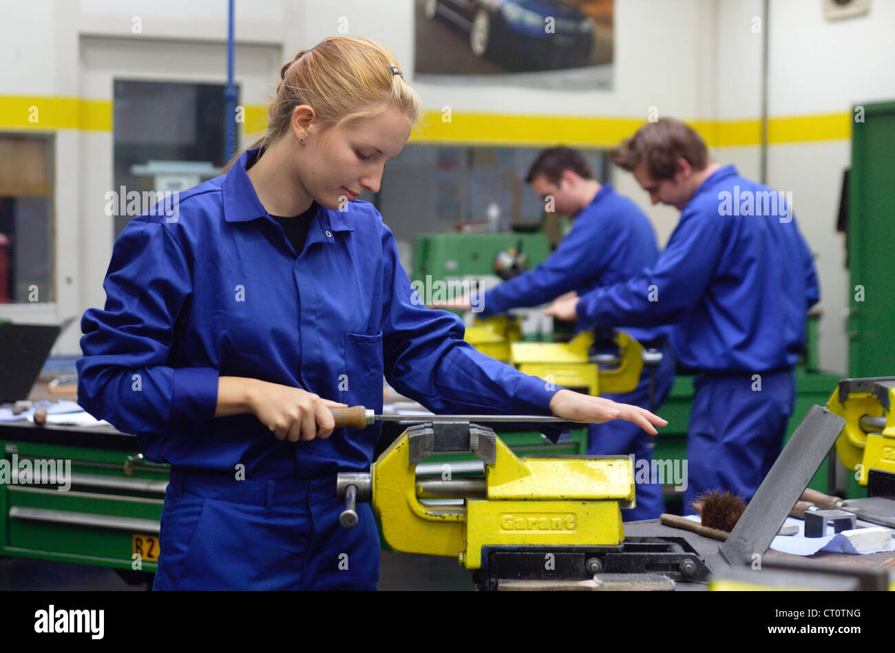 Mechanic training hi-res stock photography and images - Alamy