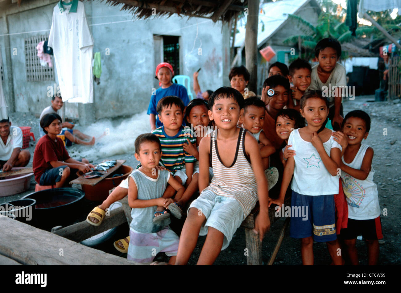 Poor Filipino Children