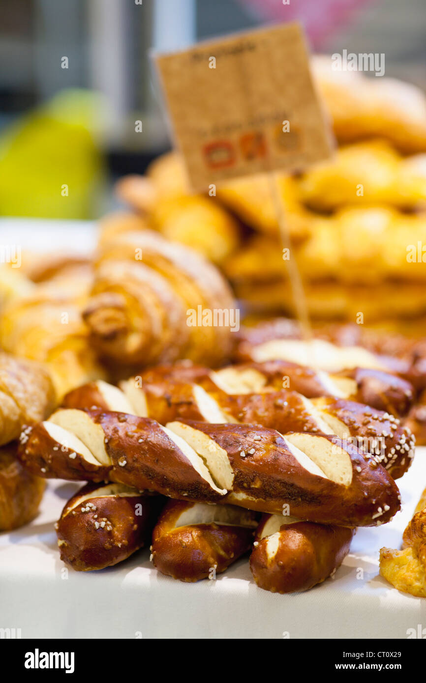 Stacks of fresh bread for sale Stock Photo - Alamy