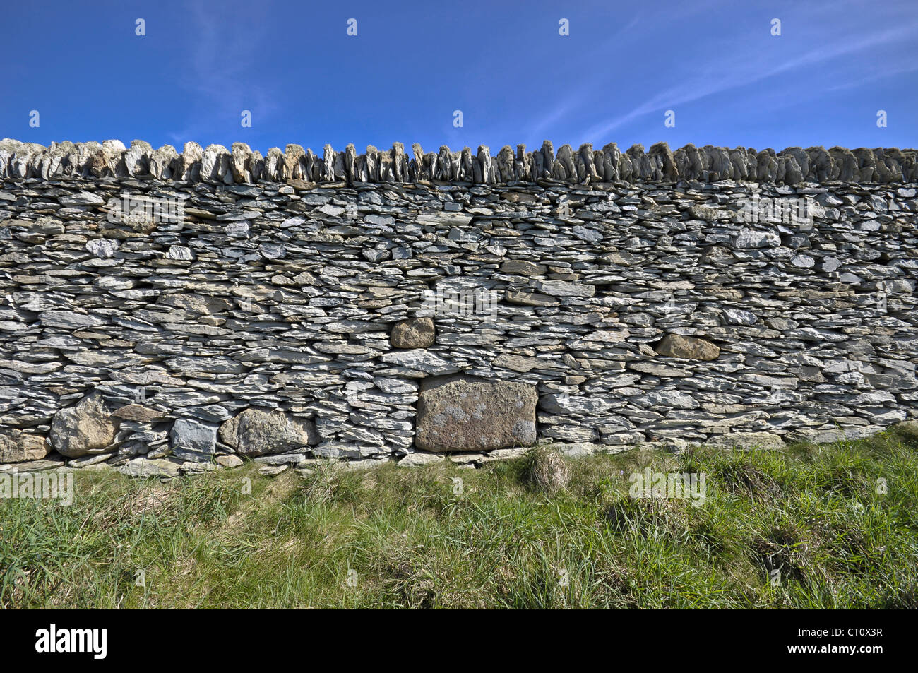 Dry stone walling on Anglesey North Wales Stock Photo - Alamy