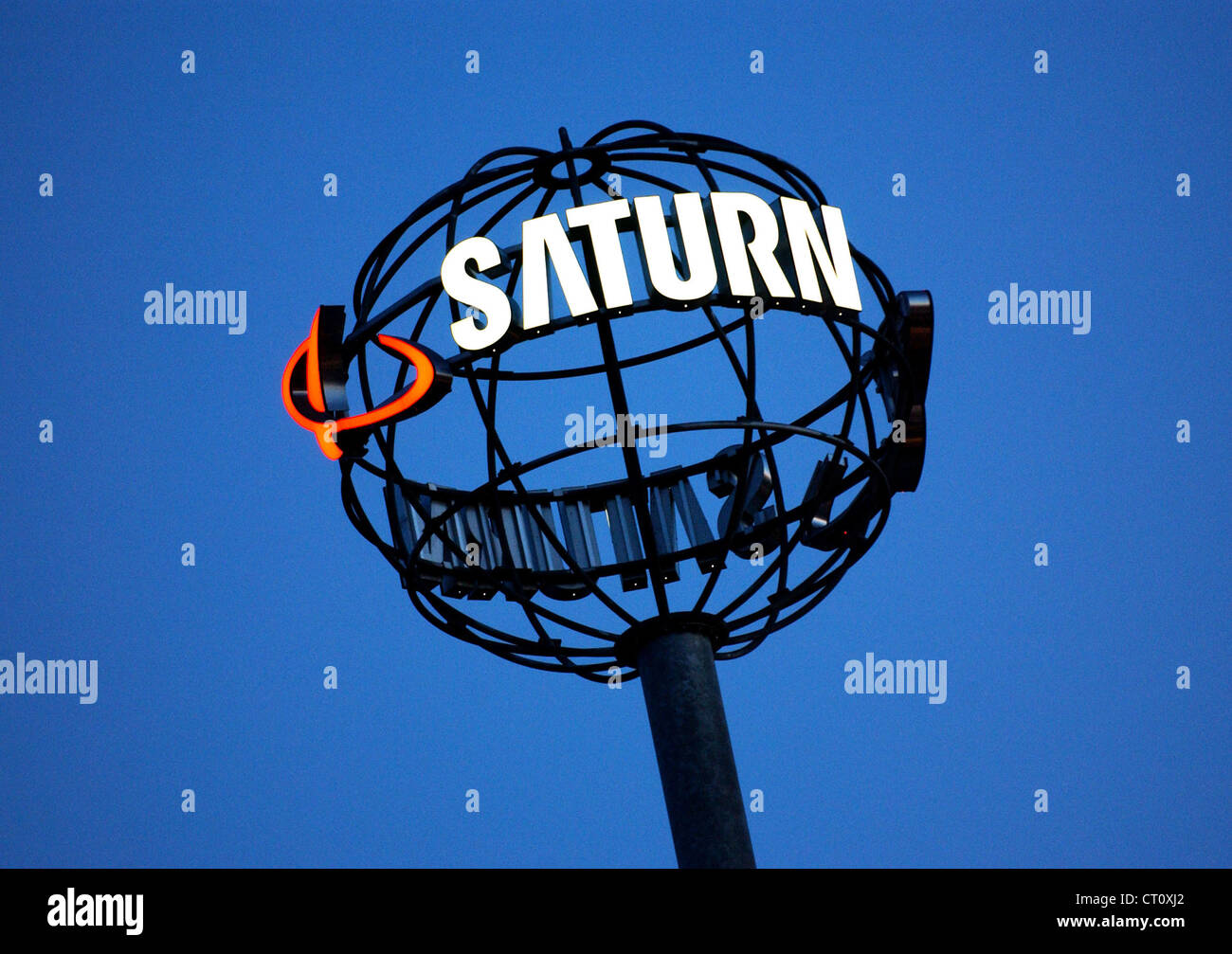 Saturn sign hi-res stock photography and images - Alamy