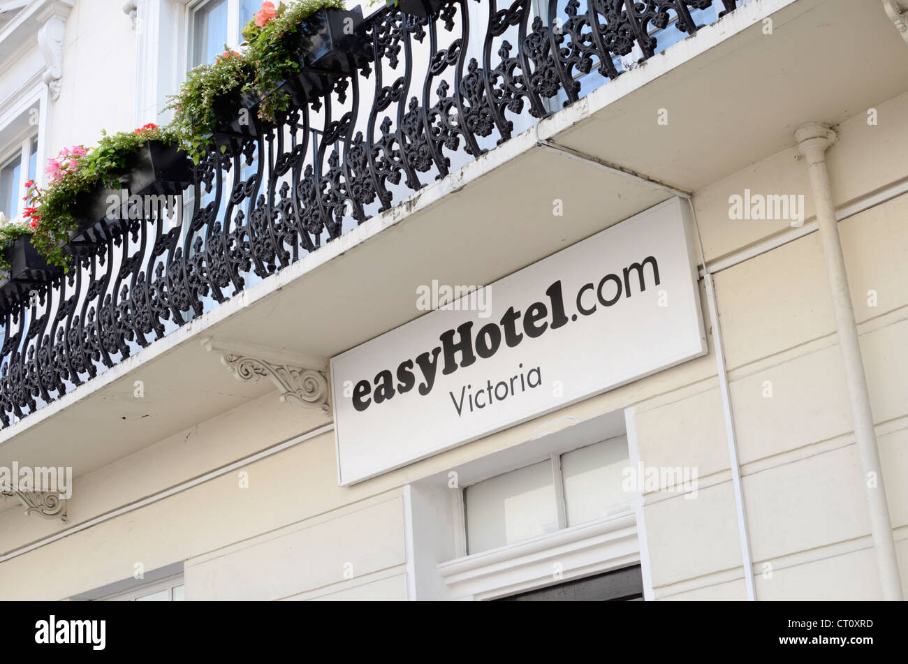 Easyhotel london hi-res stock photography and images - Alamy