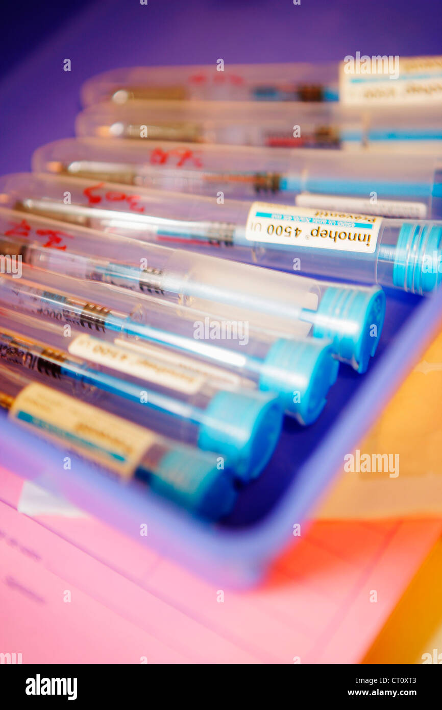 Tinzaparin hi-res stock photography and images - Alamy