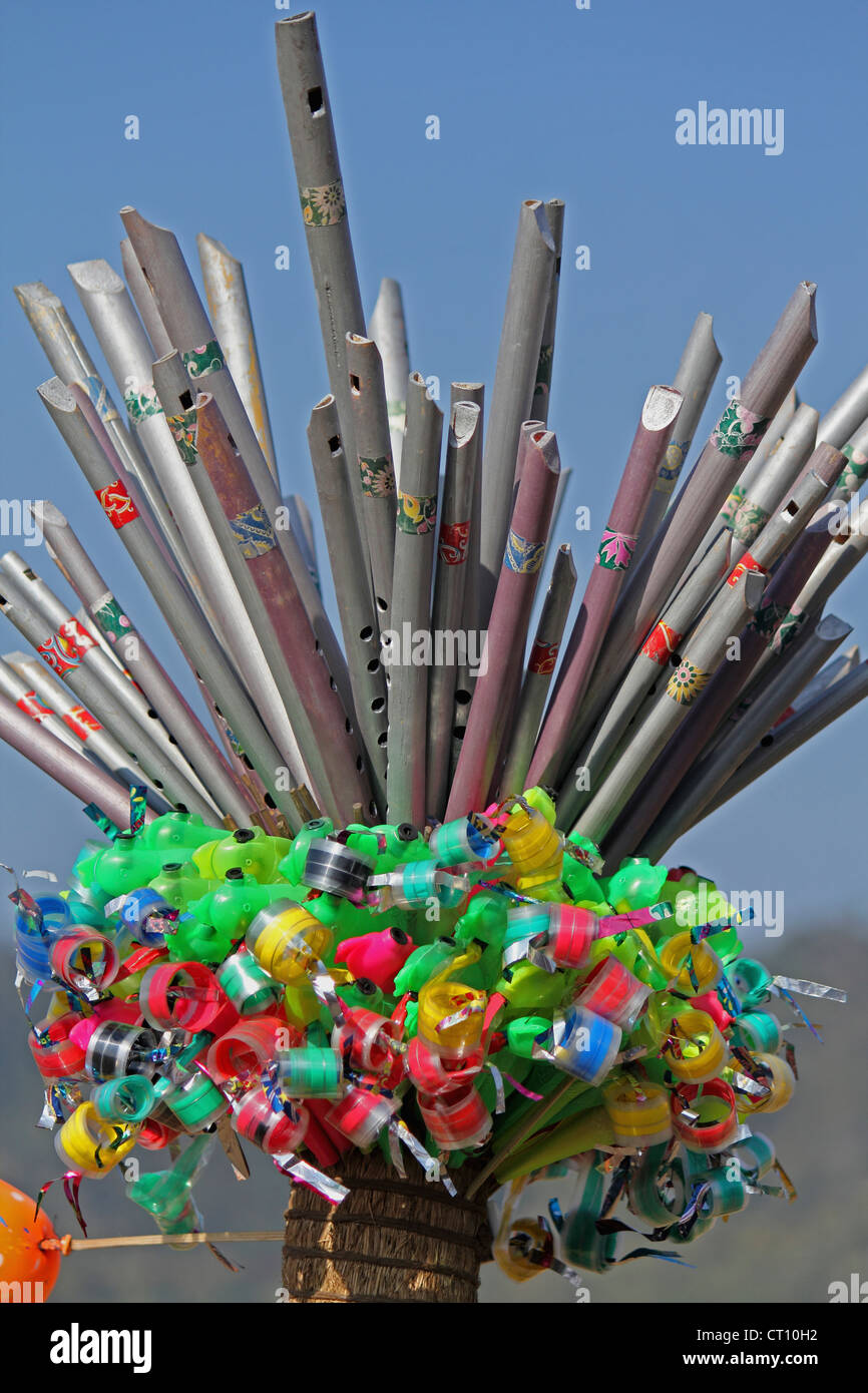 Plastic Flute vendor, India Stock Photo - Alamy