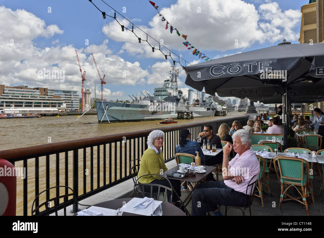 Dinners by the Thames river, London, England, UK Stock Photo - Alamy