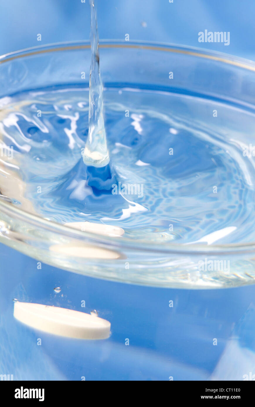AN EFFERVESCENT TABLET Stock Photo - Alamy