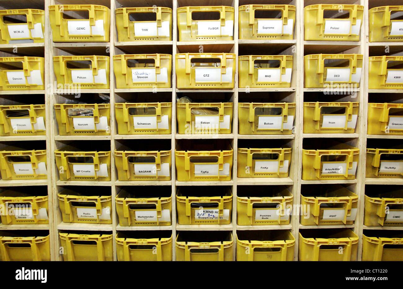 Mail sorting warehouse hi-res stock photography and images - Alamy