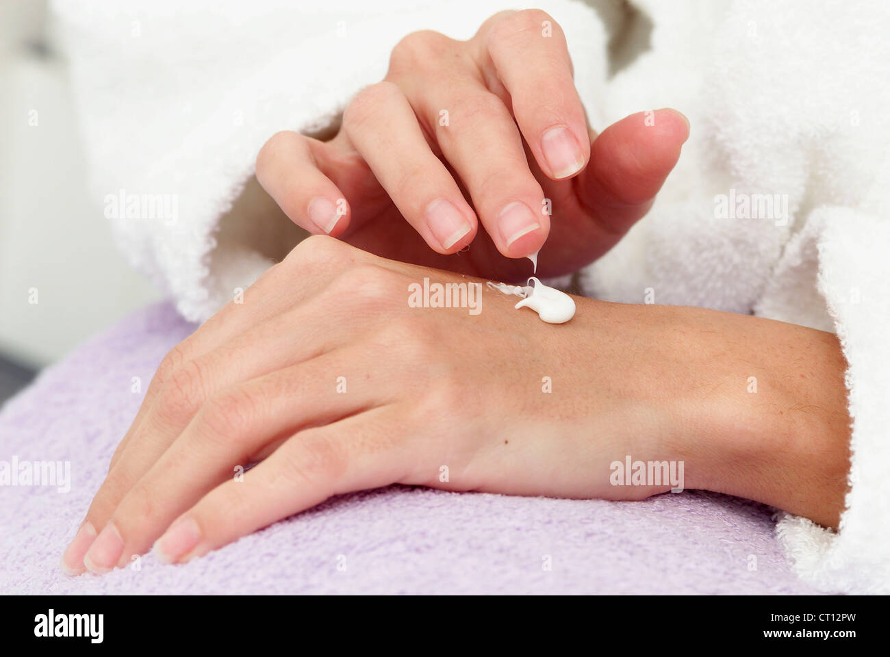 HAND CARE, WOMAN Stock Photo - Alamy
