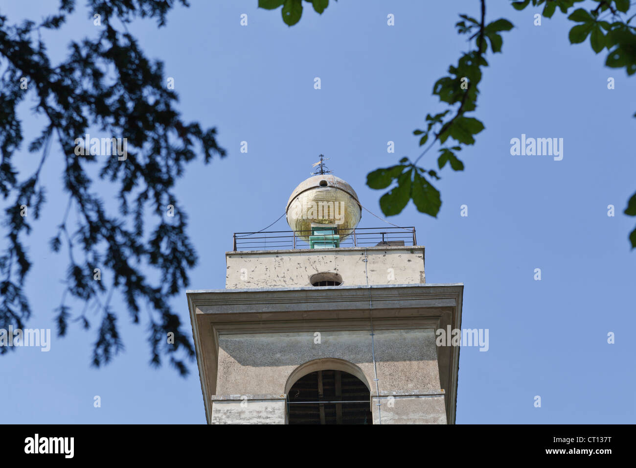 West Wycombe Hill High Resolution Stock Photography and Images - Alamy