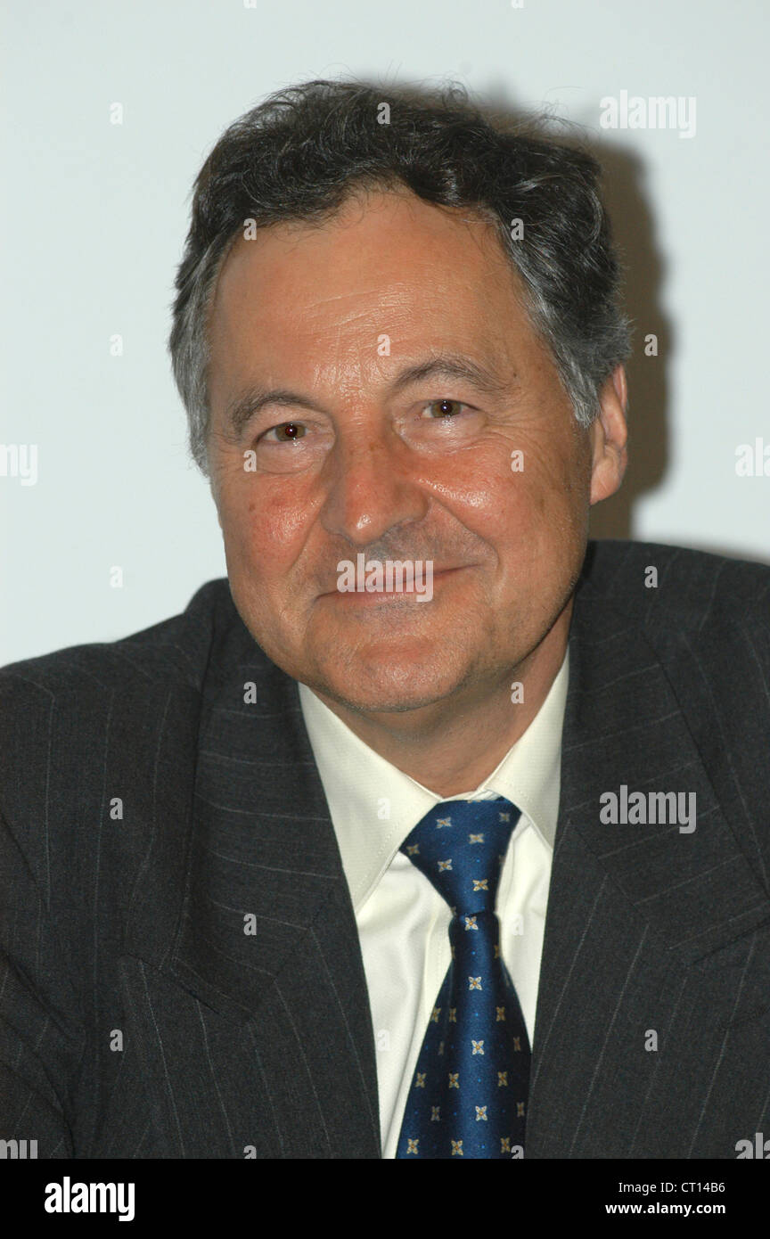 Franco male man men people hi-res stock photography and images - Alamy