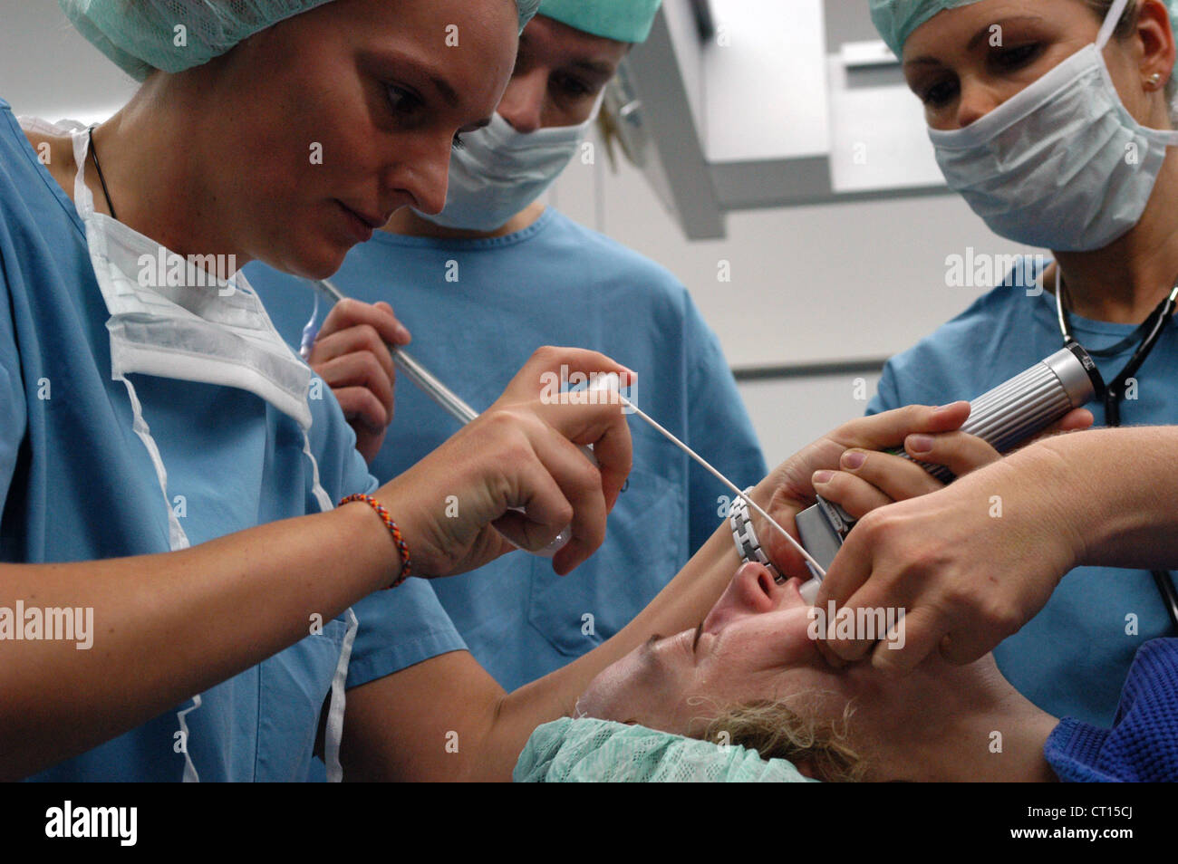 Berlin, anesthesiologist during intubation Stock Photo - Alamy