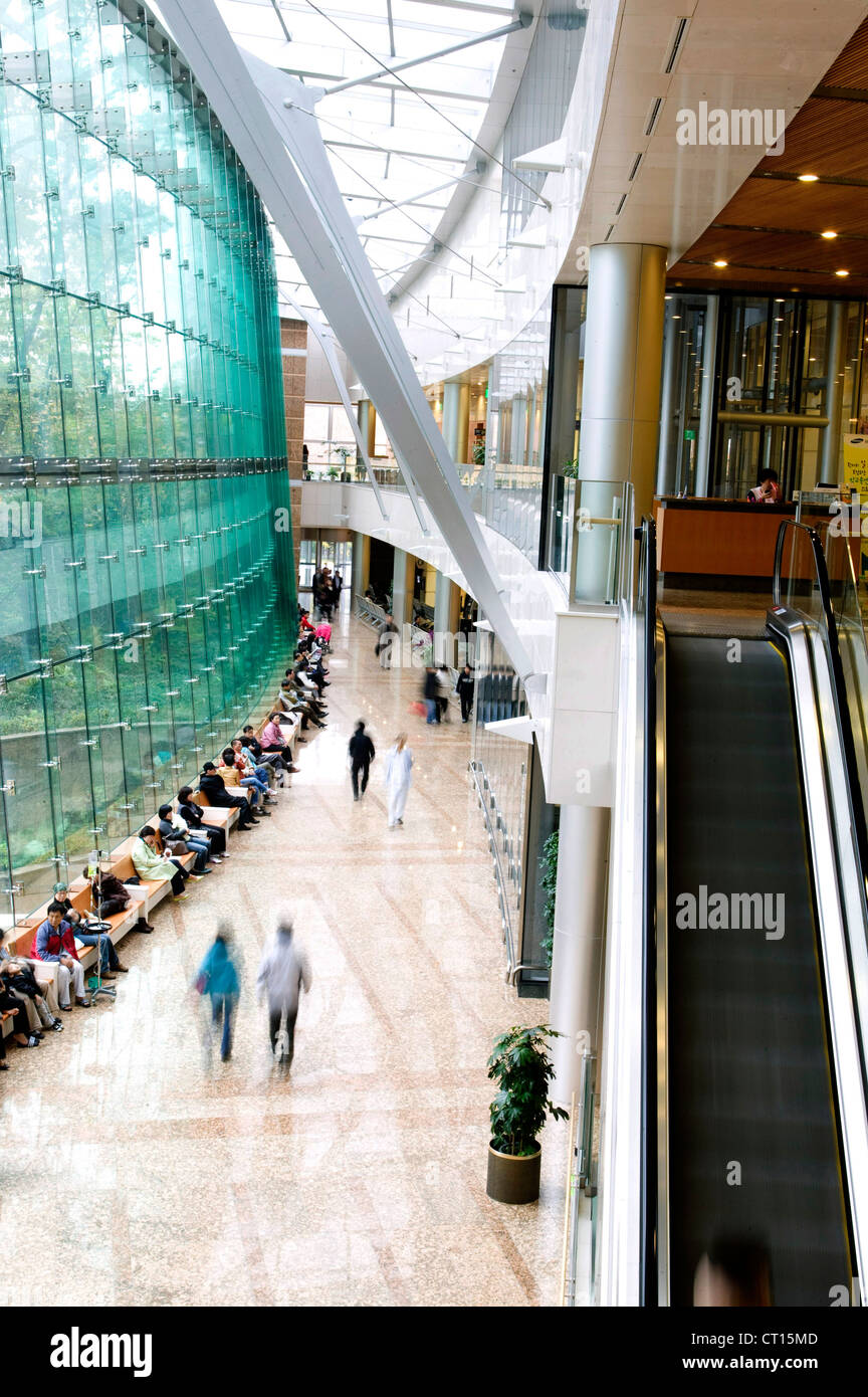 Samsung Cancer Center hospital Stock Photo - Alamy