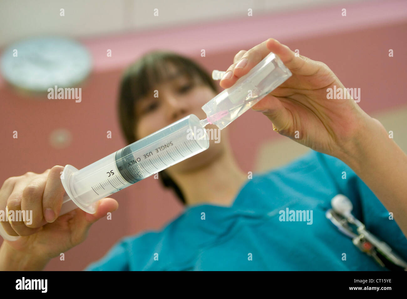 Hospital fluids hi-res stock photography and images - Alamy