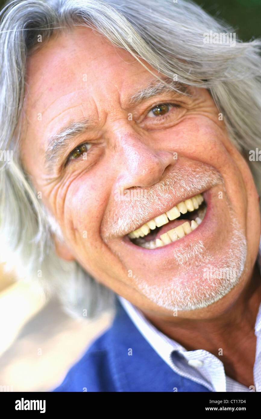 PORTRAIT OF A MAN + 65 YEARS OLD Stock Photo - Alamy