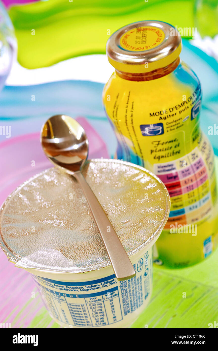 Meal replacement drinks hi-res stock photography and images - Alamy