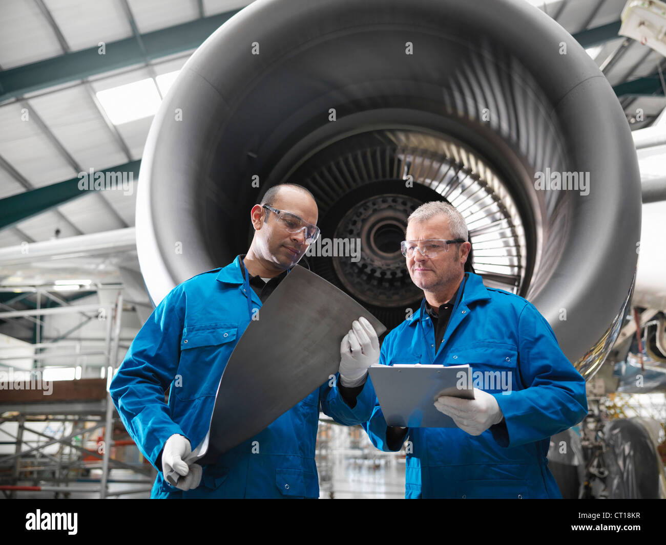 Aircraft Technician Stock Photos & Aircraft Technician Stock Images - Alamy