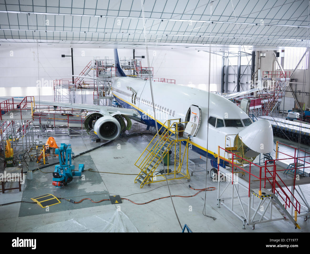 Hangar with aircraft hi-res stock photography and images - Alamy