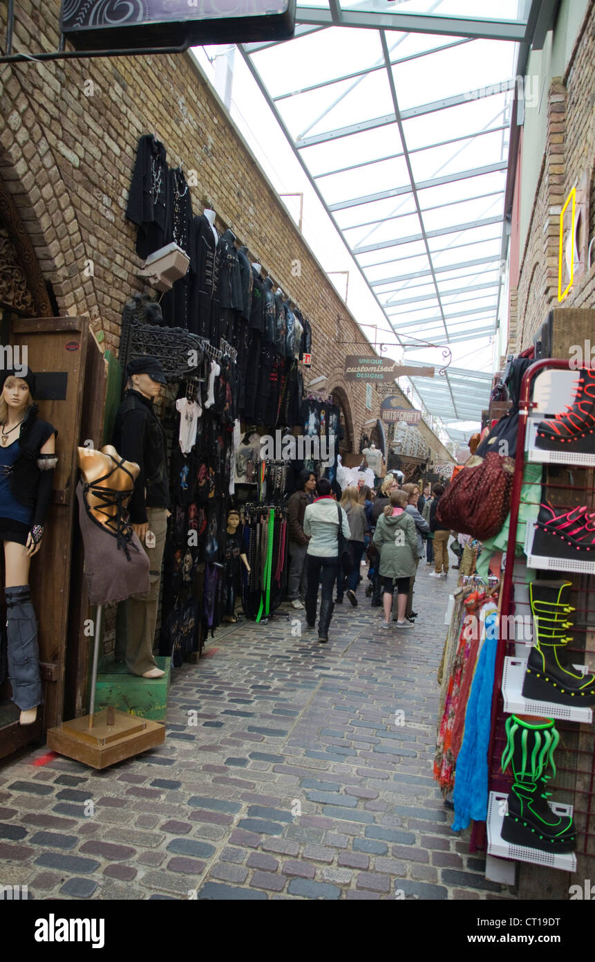 Stables and in camden market hi-res stock photography and images - Alamy