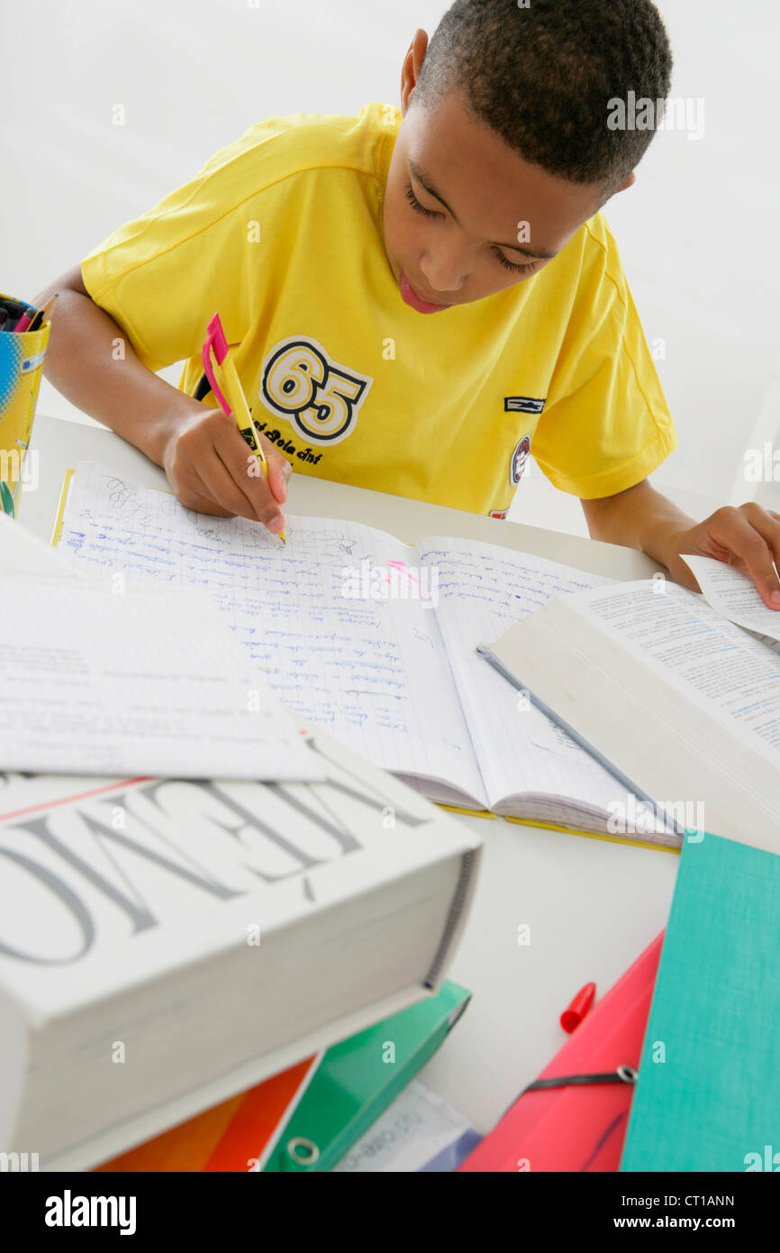 CHILD DOING HOMEWORK Stock Photo - Alamy