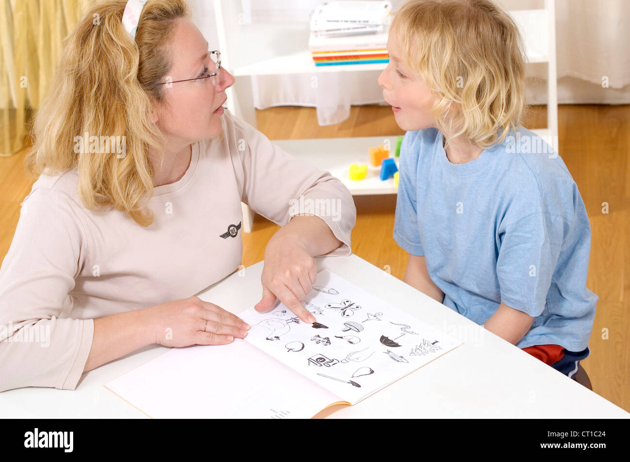 CHILD IN SPEECH THERAPY Stock Photo - Alamy
