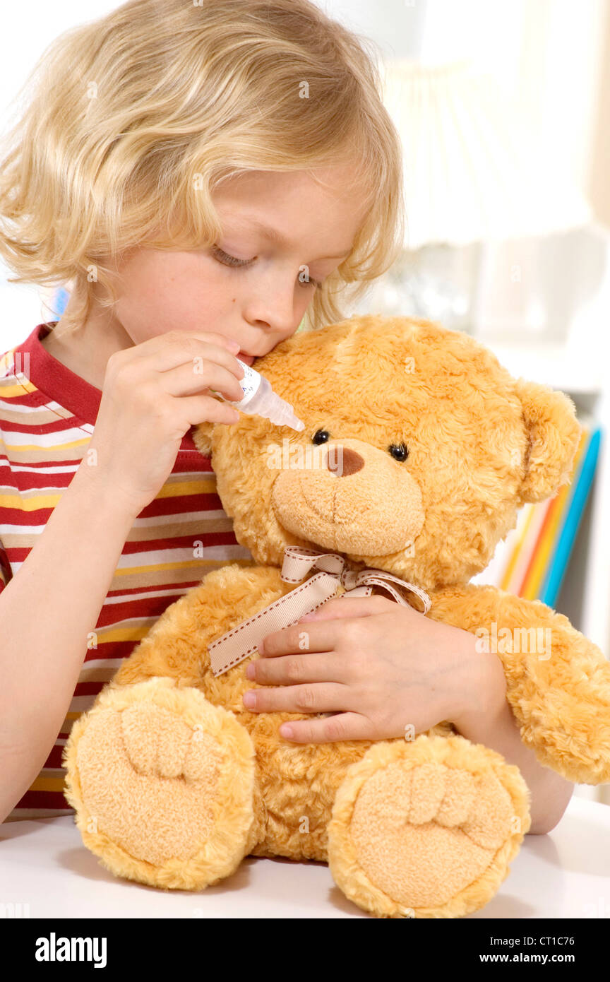 Collyrium hi-res stock photography and images - Alamy