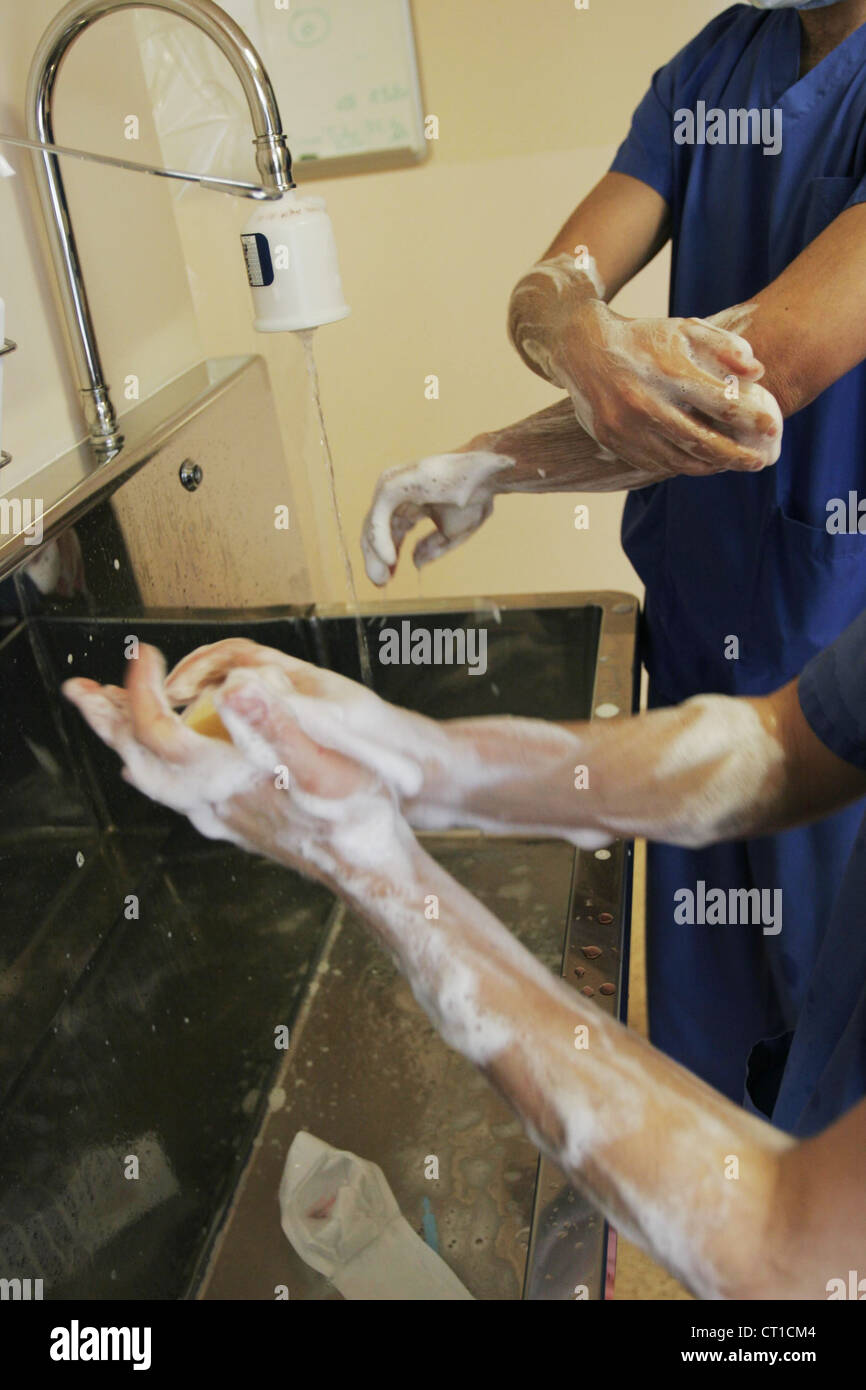 HAND WASHING IN HOSPITAL Stock Photo - Alamy