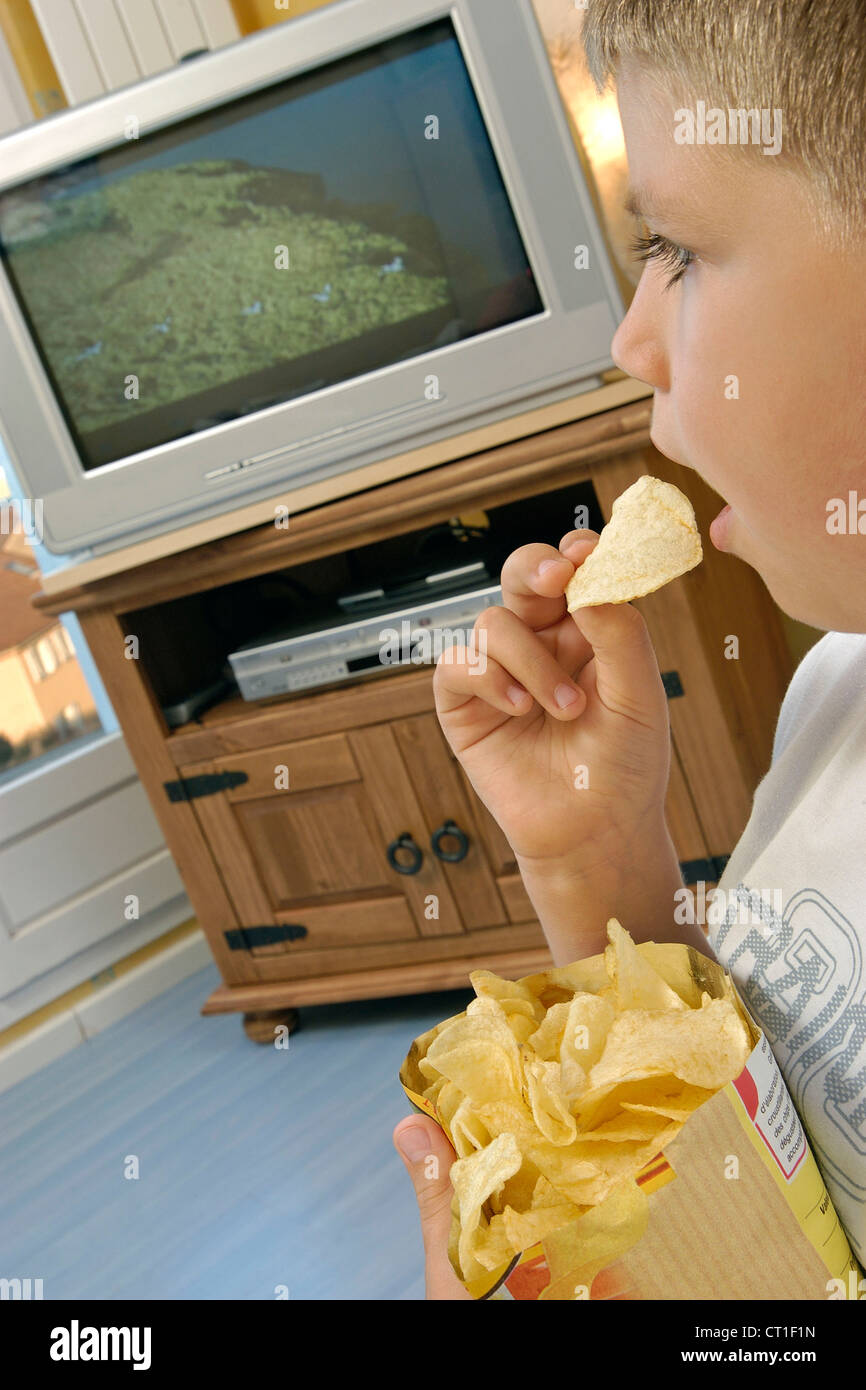 Junk food children television hi-res stock photography and images - Alamy