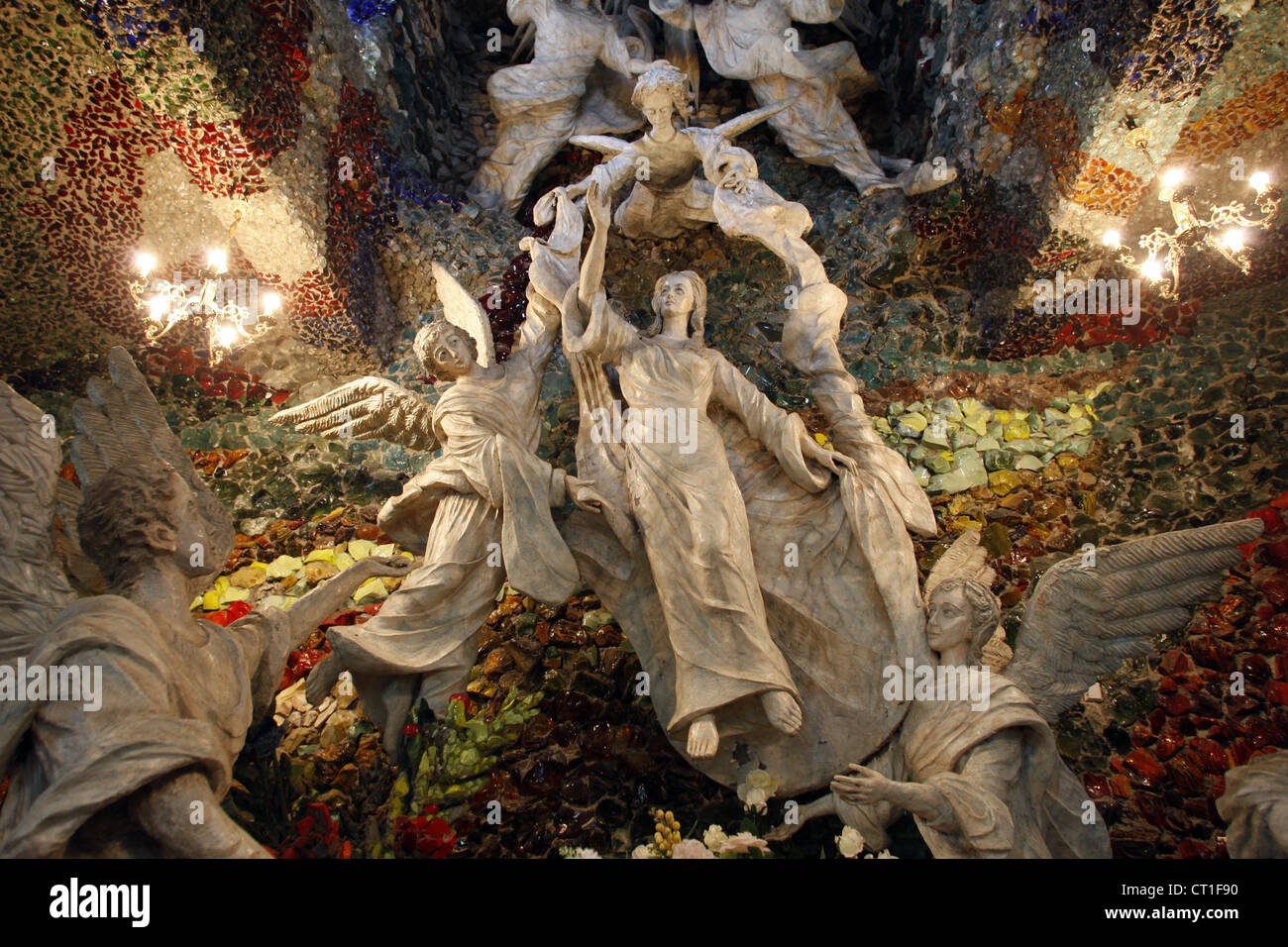 VIRGIN MARY SIDE CHAPEL IN GOLGOTA SANCTARIUM LICHEN STARY 20 June 2012 ...