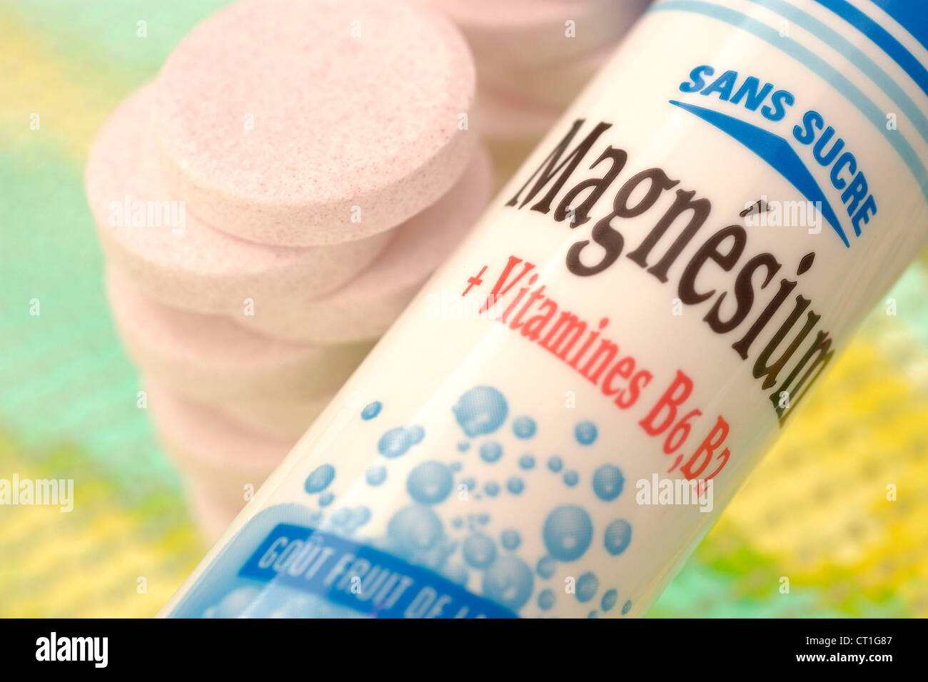 Magnesium effervescent tablets hi-res stock photography and images - Alamy