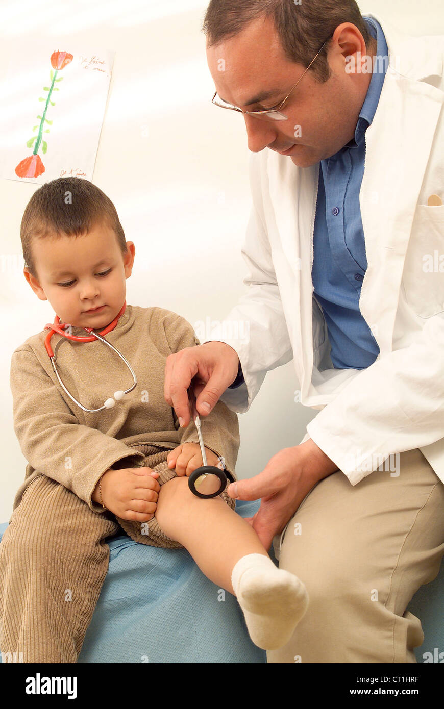 REFLEX SYMPTOMATOLOGY CHILD Stock Photo - Alamy