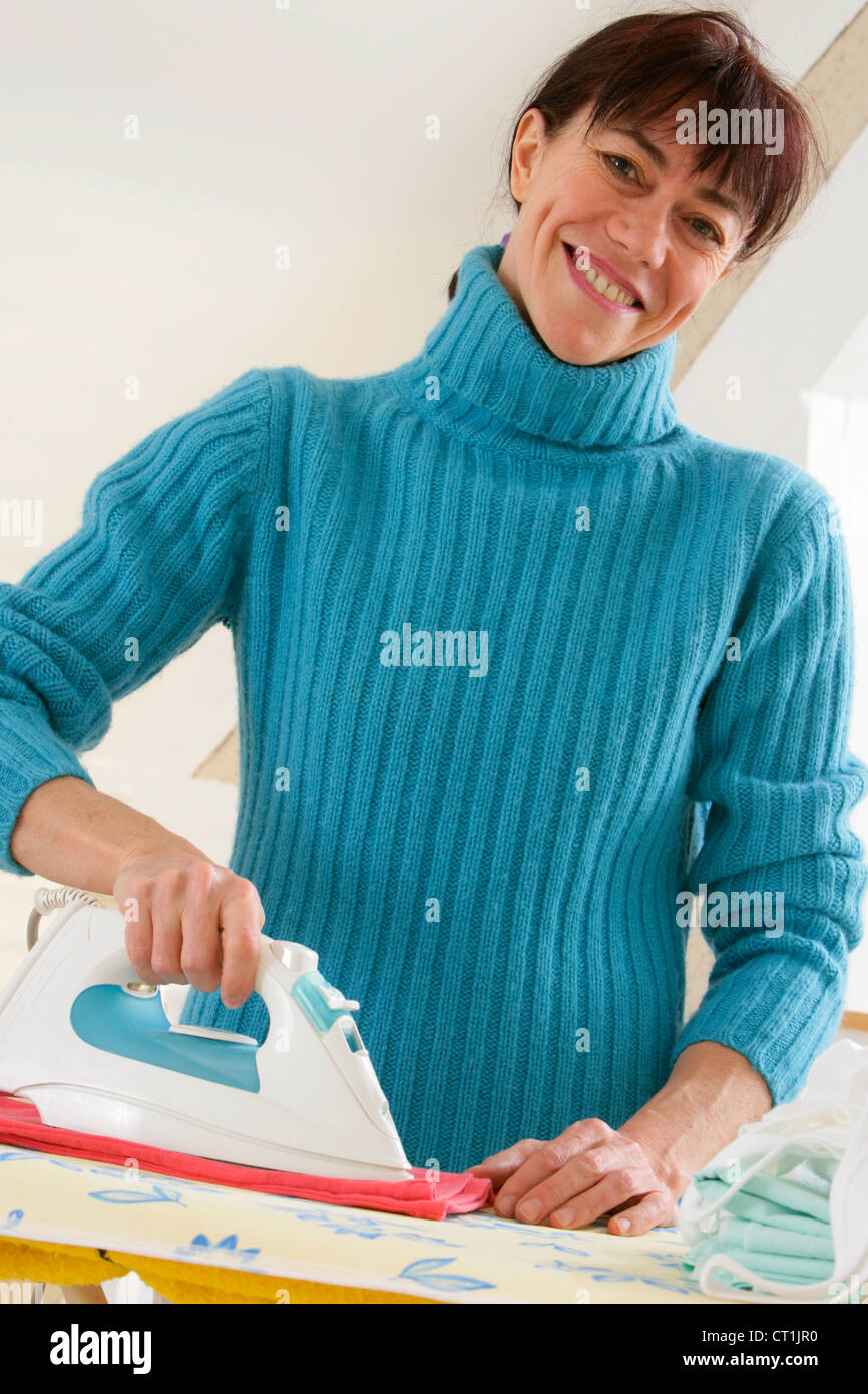 ELDERLY PERSON DOING HOUSEWORK Stock Photo - Alamy