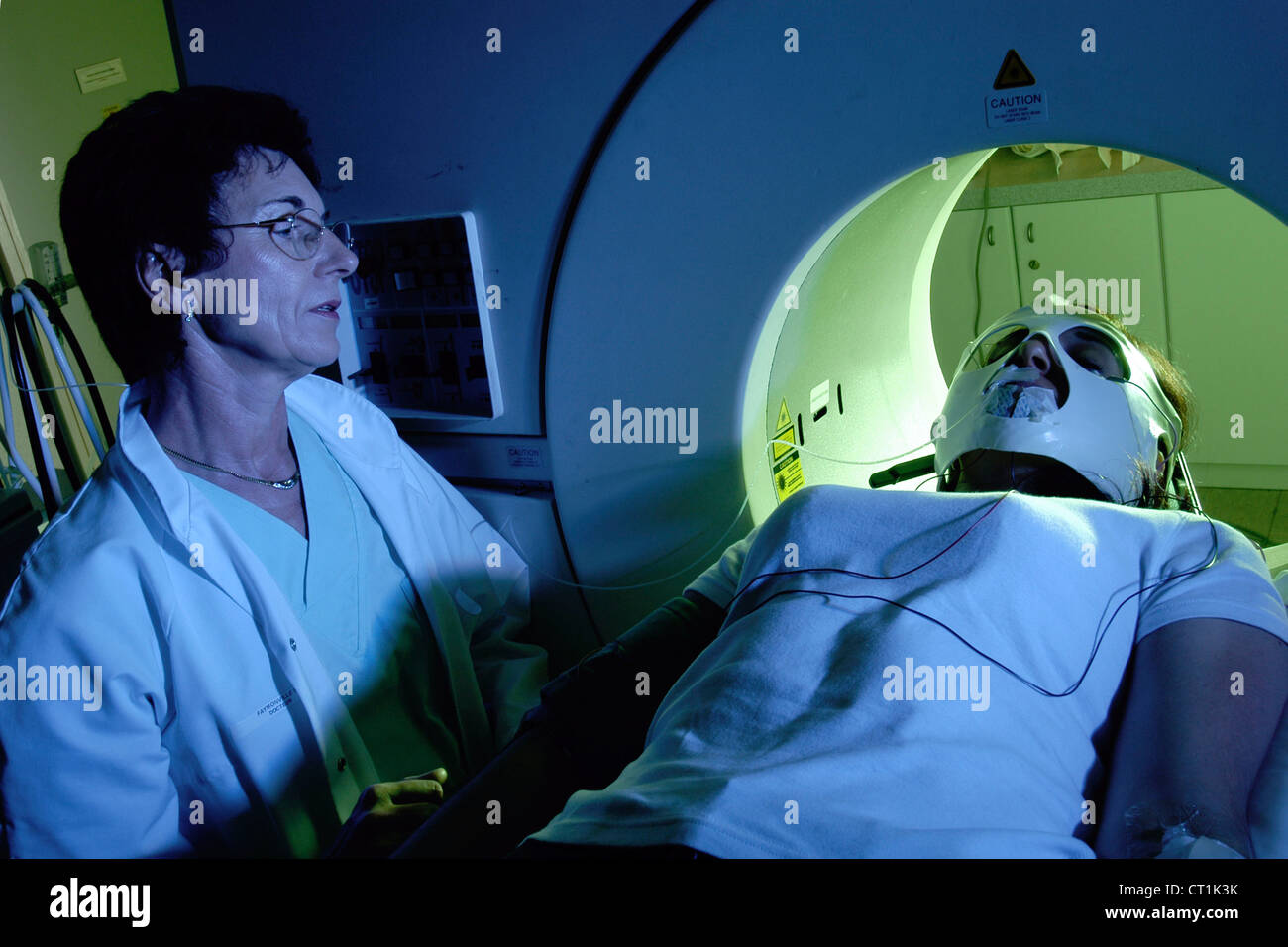 Patient undergoing brain surgery hi-res stock photography and images ...