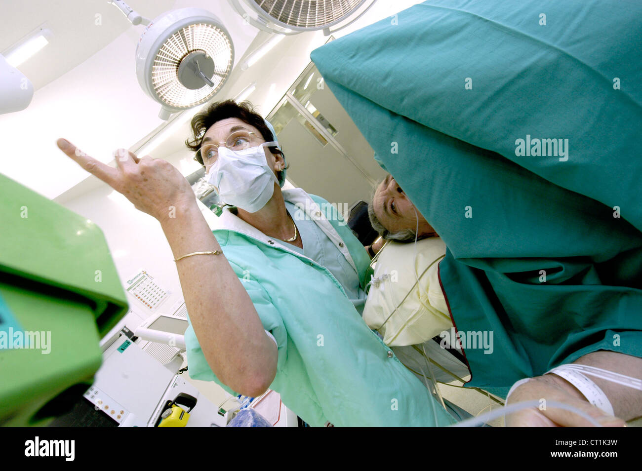 Anesthesia hypnosis hi-res stock photography and images - Alamy