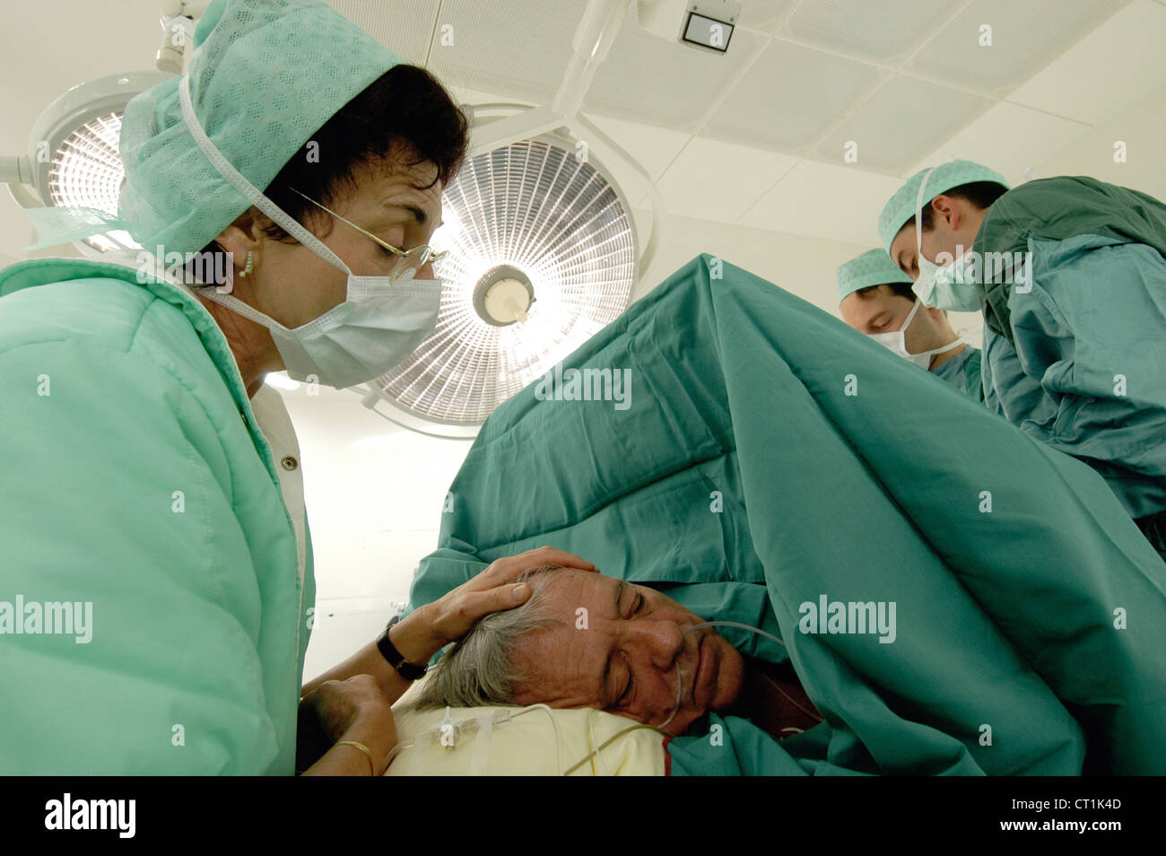 Hypnosis surgery hi-res stock photography and images - Alamy Hypnosis surgery hi-res stock photography and images - Alamy