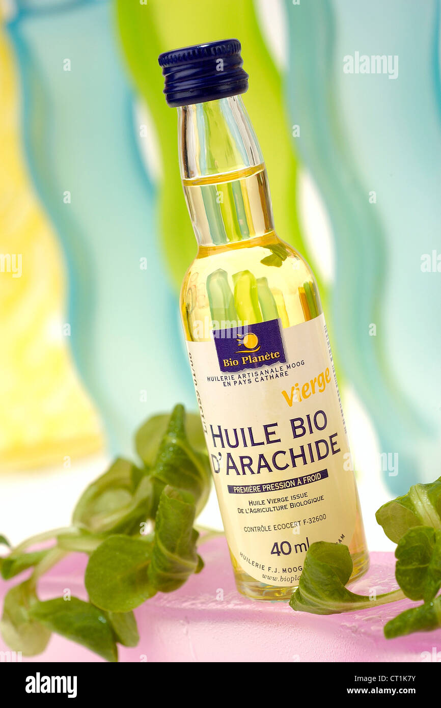 Groundnut oil bottle hi-res stock photography and images - Alamy