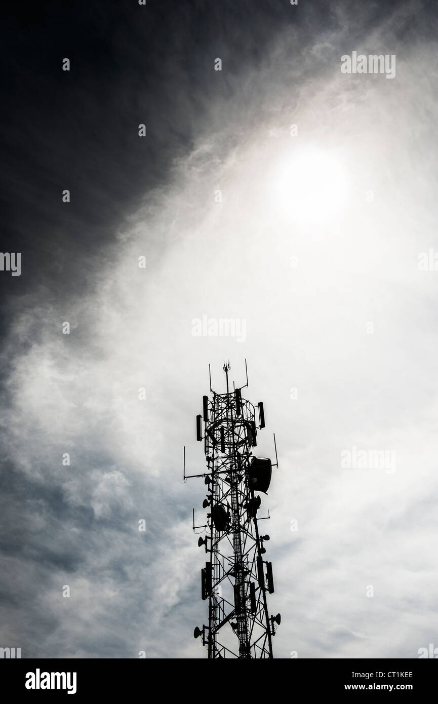 Phone Mast Uk High Resolution Stock Photography and Images - Alamy