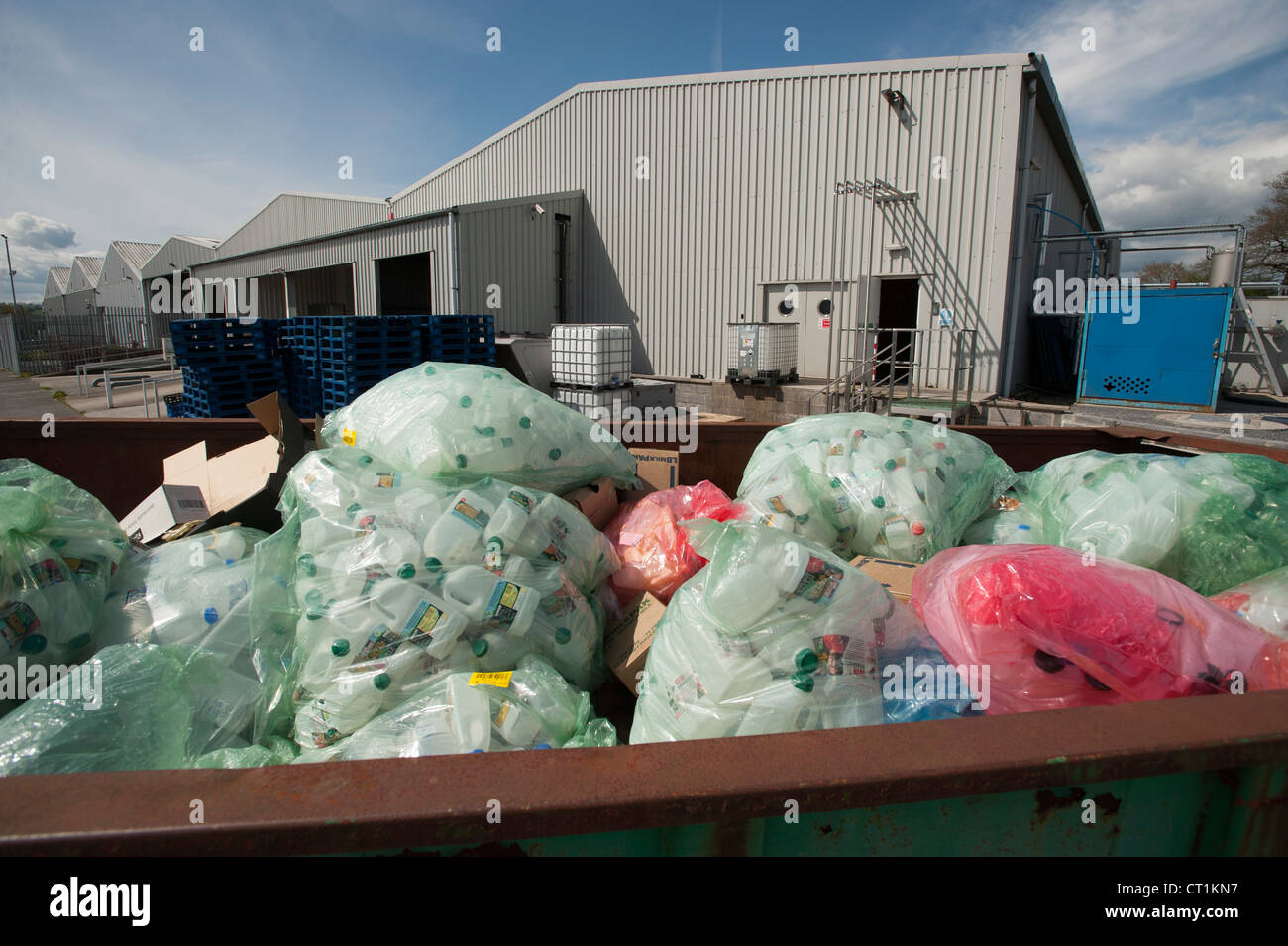 Skip bags hi-res stock photography and images - Alamy