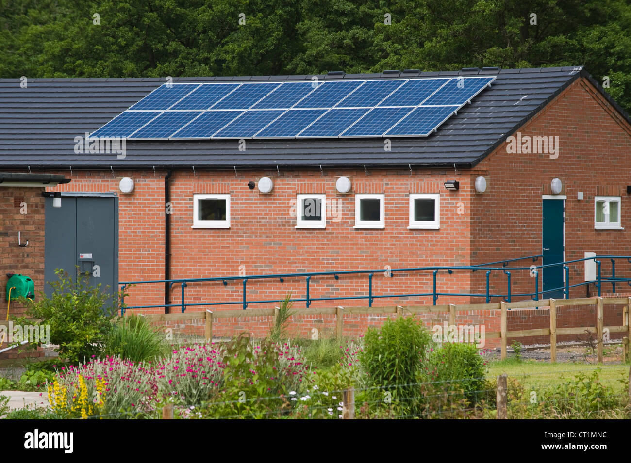 Double panels hi-res stock photography and images - Alamy