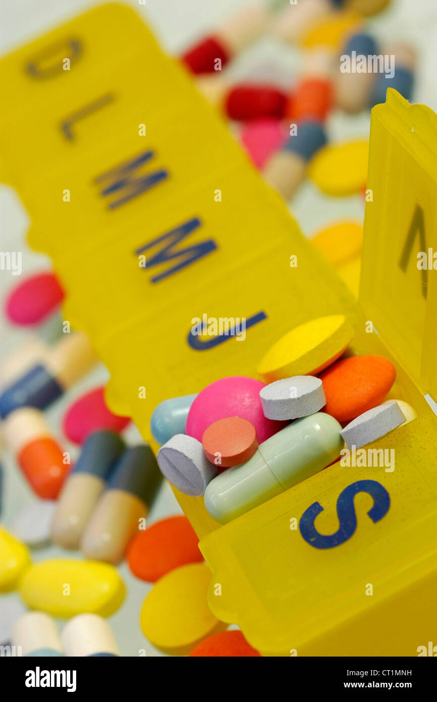 Multicolor pill box hi-res stock photography and images - Alamy