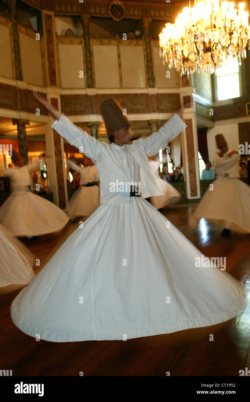 Muslims dancing hi-res stock photography and images - Alamy