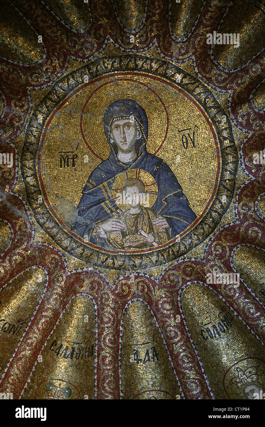 Jesus christ virgin mary mom mommy mum of jesus hi-res stock ...