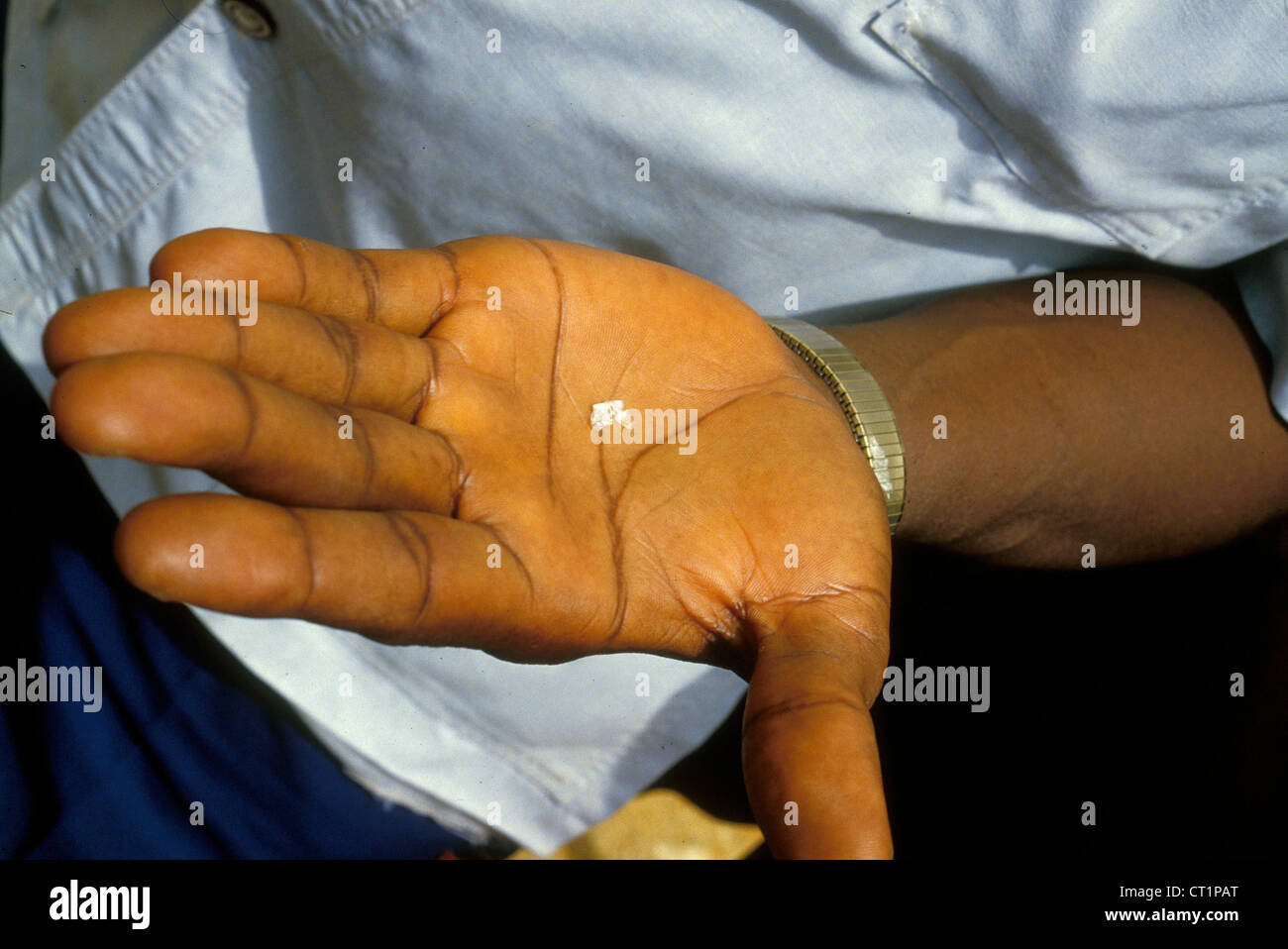 Raw diamond hand hi-res stock photography and images - Alamy