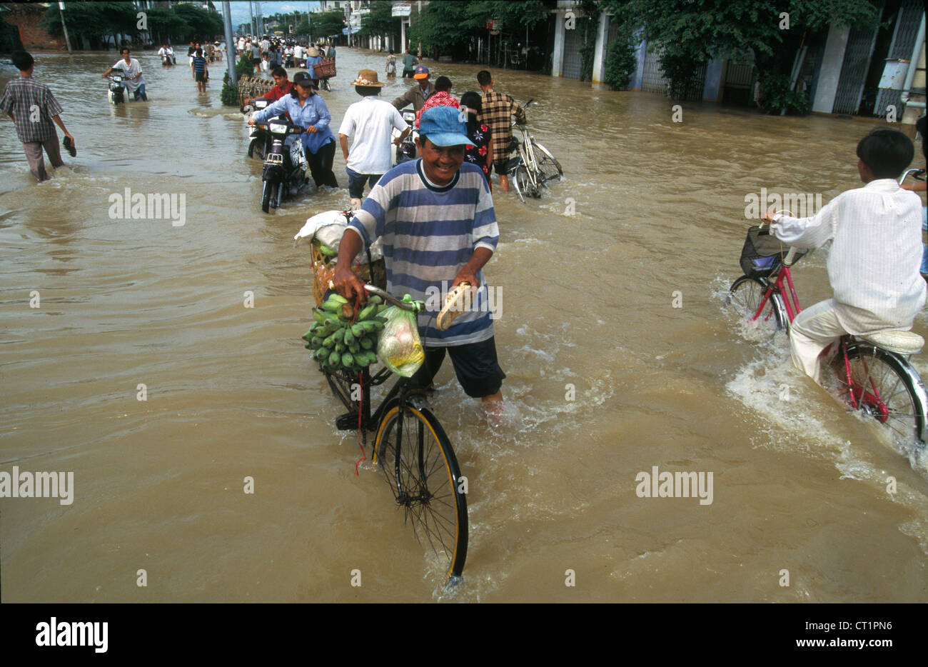 Old people rain flood hi-res stock photography and images - Alamy