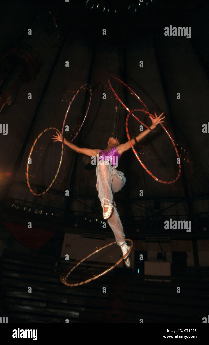 Circus female asian acrobat hi-res stock photography and images - Alamy