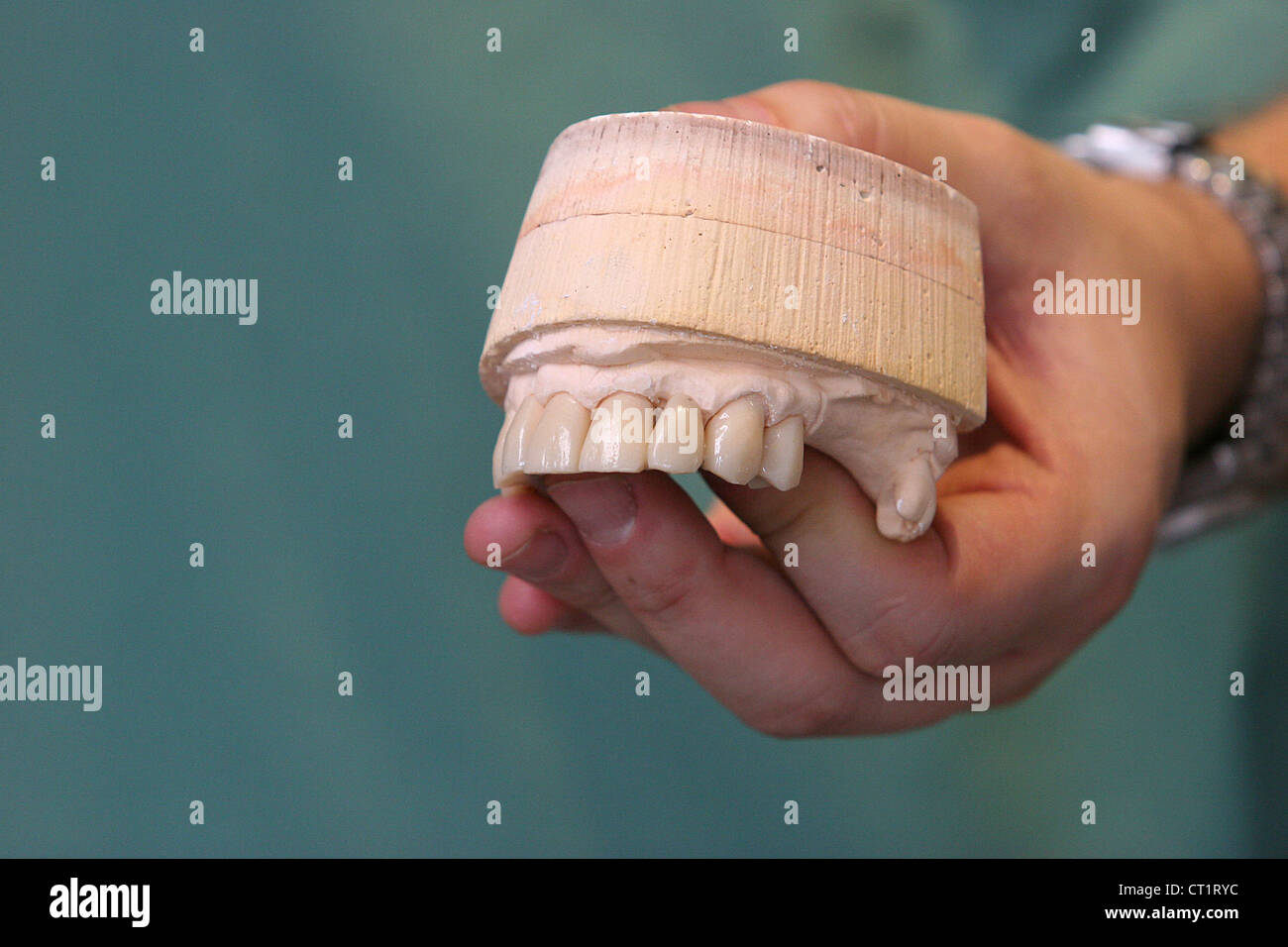 Dental instrumentation hi-res stock photography and images - Alamy