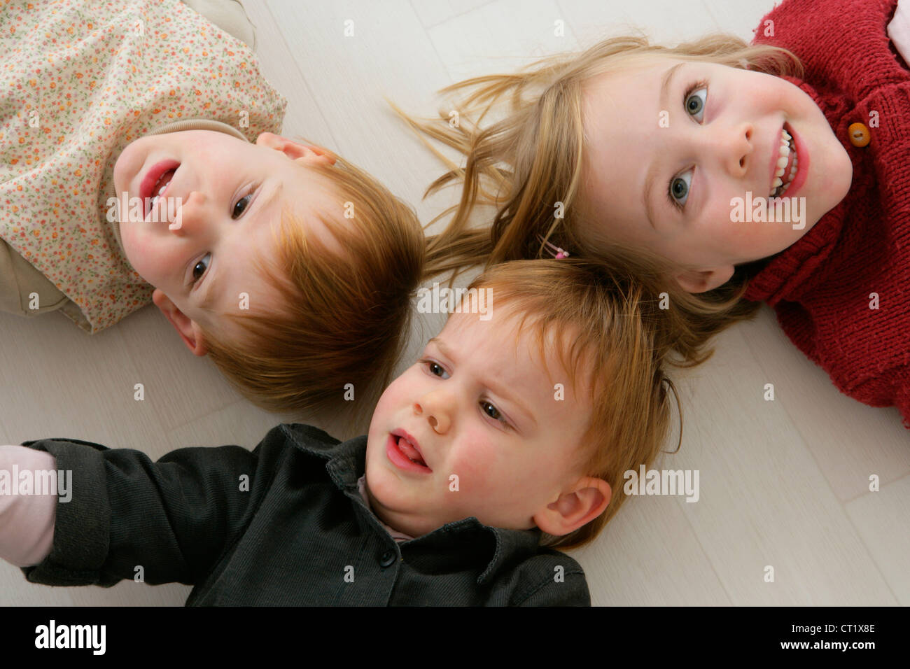 GROUP OF CHILDREN Stock Photo - Alamy
